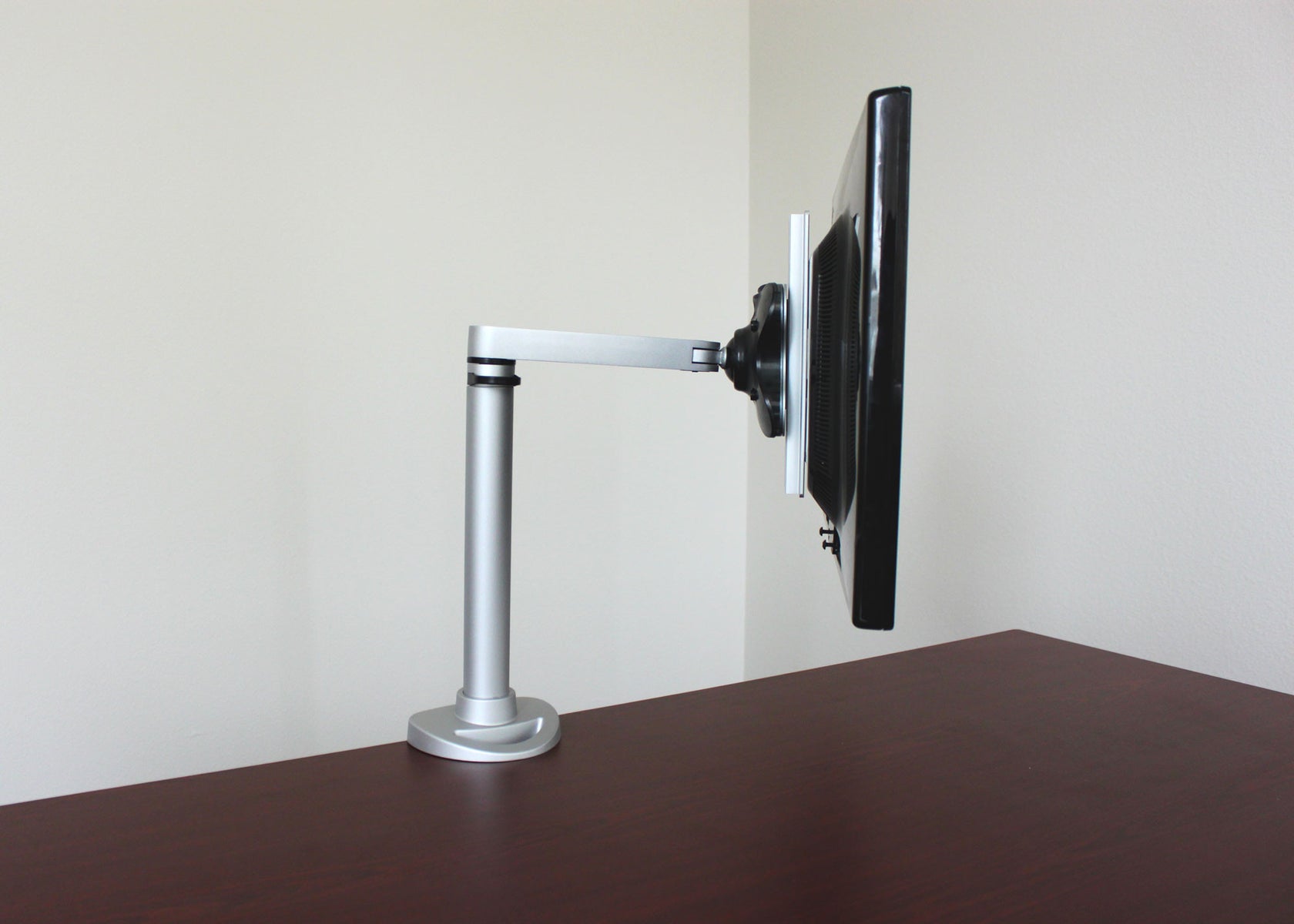EasyFly Single Monitor Arm - Save Desk Space With An Ergonomic Monitor ...